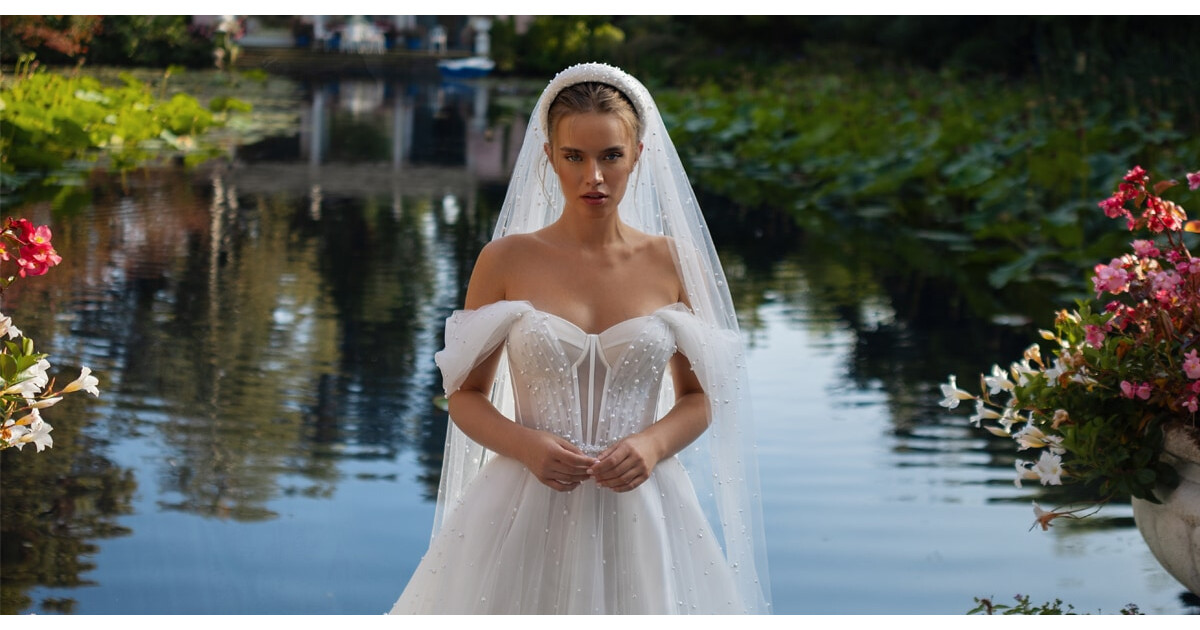 Abito collezione Lanesta in tulle con scollo a cuore